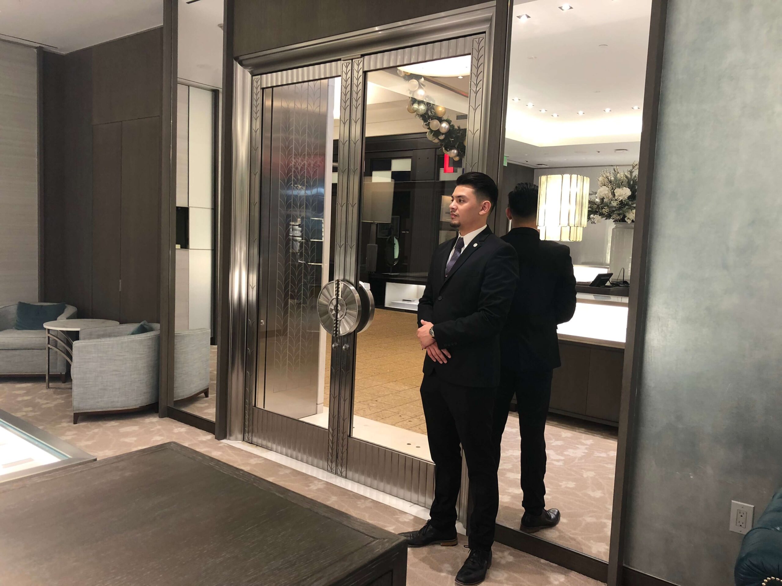 Tiffany & Co. Shoplifting - Artisan Learning